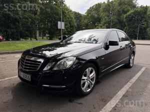 Melns Mercedes-Benz E 350 2011 Rīga, ar dzinēja tilpumu 3.00 L un nobraukumu 399 tūkst. km par 8000 €, foto  vietnē AUTOMOTO.COM.LV