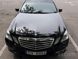 Melns Mercedes-Benz E 350 2011 Rīga, ar dzinēja tilpumu 3.00 L un nobraukumu 399 tūkst. km par 8000 €, foto 6 vietnē AUTOMOTO.COM.LV