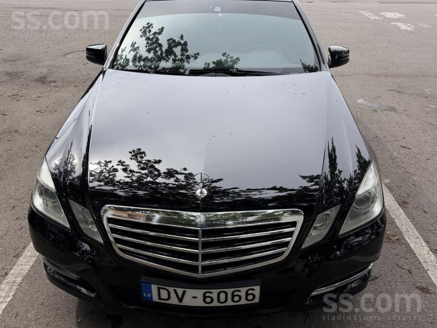 Melns Mercedes-Benz E 350 2011 Rīga, ar dzinēja tilpumu 3.00 L un nobraukumu 399 tūkst. km par 8000 €, foto 6 vietnē AUTOMOTO.COM.LV