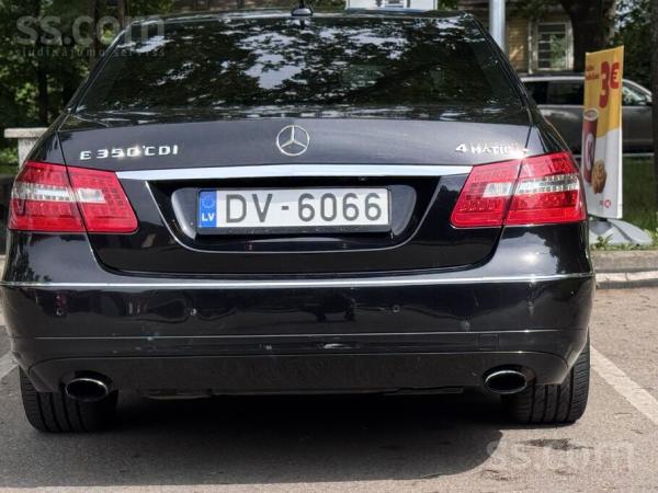Melns Mercedes-Benz E 350 2011 Rīga, ar dzinēja tilpumu 3.00 L un nobraukumu 399 tūkst. km par 8000 €, foto 6 vietnē AUTOMOTO.COM.LV