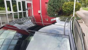 Черный Мерседес E 350 2011 в Каунас, объемом двигателя 2.99 л и пробегом 385 тыс. км за 5900 €, фото 24 на AUTOMOTO.COM.LV