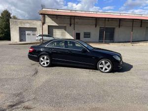 Black Mercedes-Benz E 350 2011 in Kedainiai, with an engine capacity of 2.99 L and mileage of 339 thousand km for 7600 €, photo  on AUTOMOTO.COM.LV
