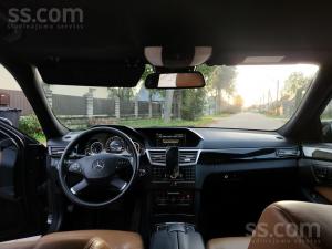 Black Mercedes-Benz E 350 2011 in Daugavpils, with an engine capacity of 3.00 L and mileage of 385 thousand km for 6750 €, photo 8 on AUTOMOTO.COM.LV