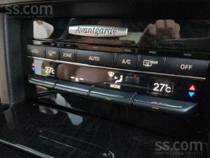 Black Mercedes-Benz E 350 2011 in Daugavpils, with an engine capacity of 3.00 L and mileage of 385 thousand km for 6750 €, photo 17 on AUTOMOTO.COM.LV