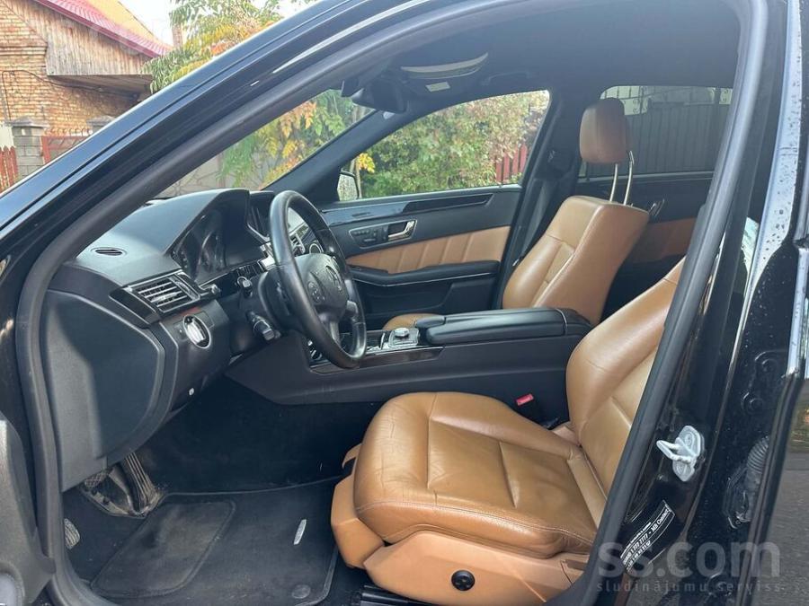Black Mercedes-Benz E 350 2011 in Daugavpils, with an engine capacity of 3.00 L and mileage of 385 thousand km for 6750 €, photo 21 on AUTOMOTO.COM.LV