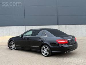 Melns Mercedes-Benz E 350 2012 Rīga, ar dzinēja tilpumu 3.00 L un nobraukumu 0 tūkst. km par 9750 €, foto 2 vietnē AUTOMOTO.COM.LV