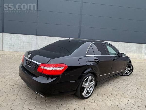 Melns Mercedes-Benz E 350 2012 Rīga, ar dzinēja tilpumu 3.00 L un nobraukumu 0 tūkst. km par 9750 €, foto 6 vietnē AUTOMOTO.COM.LV