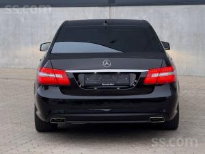 Melns Mercedes-Benz E 350 2012 Rīga, ar dzinēja tilpumu 3.00 L un nobraukumu 0 tūkst. km par 9750 €, foto 10 vietnē AUTOMOTO.COM.LV