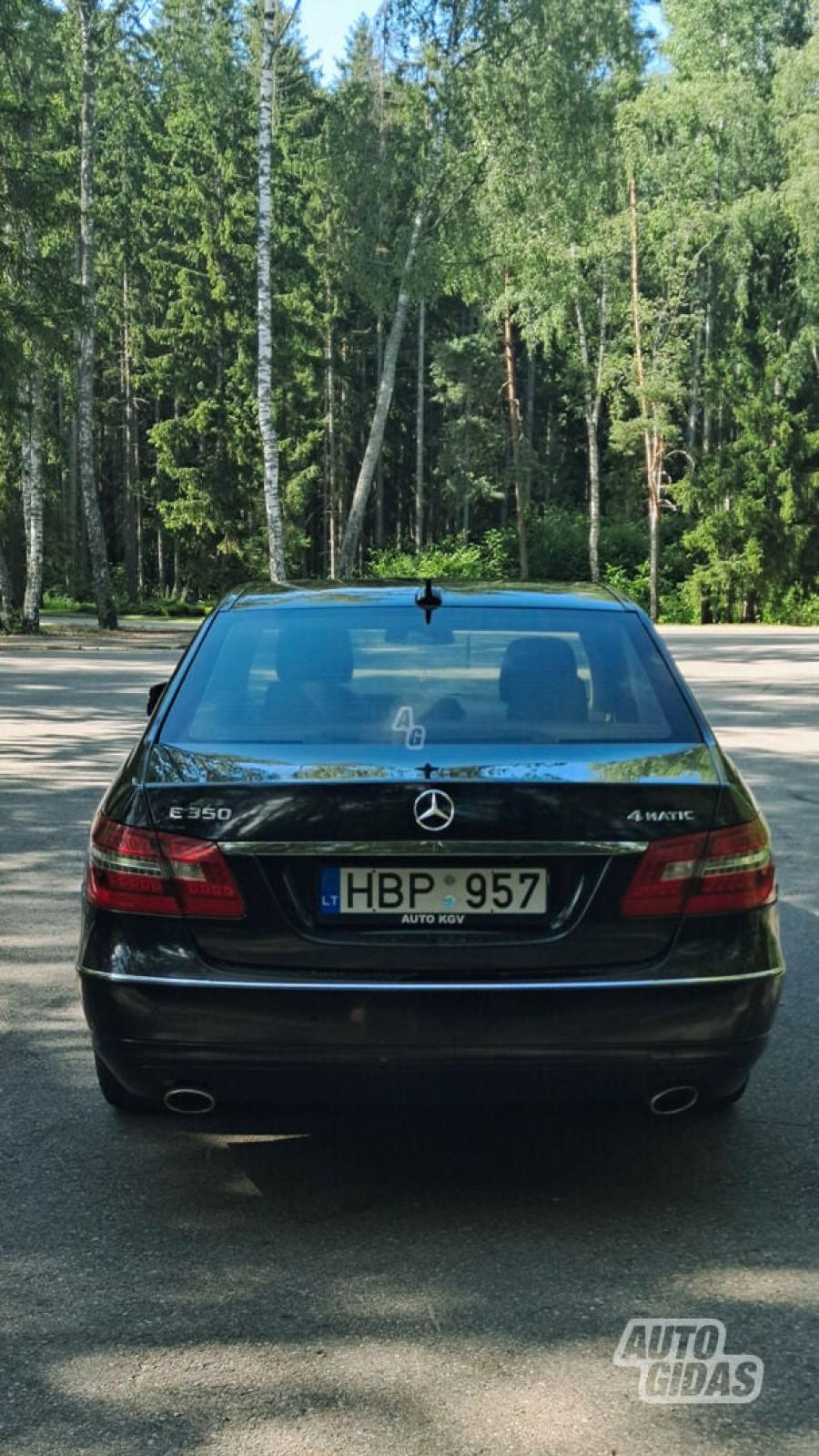 Черный Мерседес E 350 2012 в Алитус, объемом двигателя 3.50 л и пробегом 266 тыс. км за 8000 €, фото 6 на AUTOMOTO.COM.LV