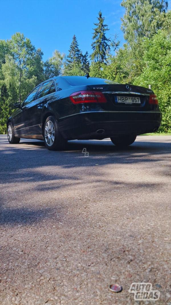 Black Mercedes-Benz E 350 2012 in Alytus, with an engine capacity of 3.50 L and mileage of 266 thousand km for 8000 €, photo 7 on AUTOMOTO.COM.LV