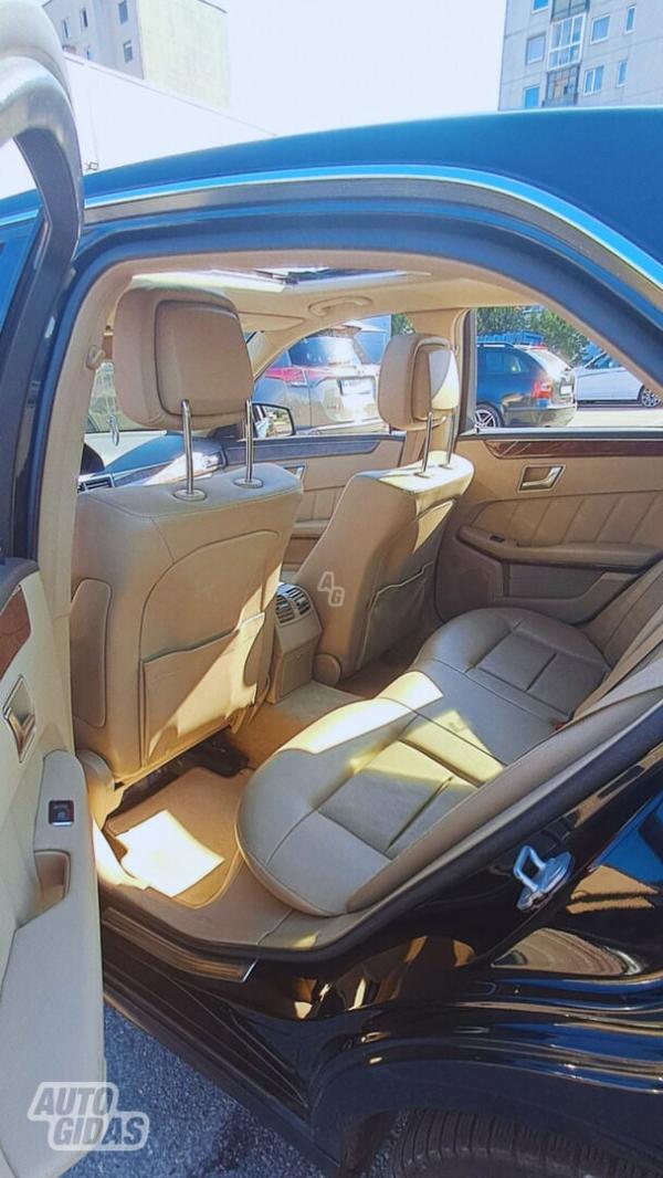 Black Mercedes-Benz E 350 2012 in Alytus, with an engine capacity of 3.50 L and mileage of 266 thousand km for 8000 €, photo 9 on AUTOMOTO.COM.LV