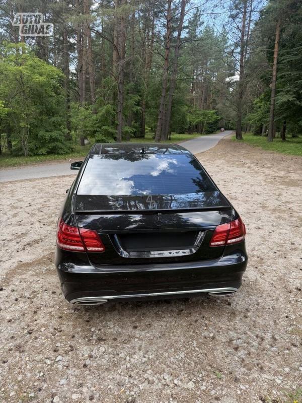 Melns Mercedes-Benz E 350 2013 Viļņa, ar dzinēja tilpumu 3.00 L un nobraukumu 253 tūkst. km par 12000 €, foto 2 vietnē AUTOMOTO.COM.LV