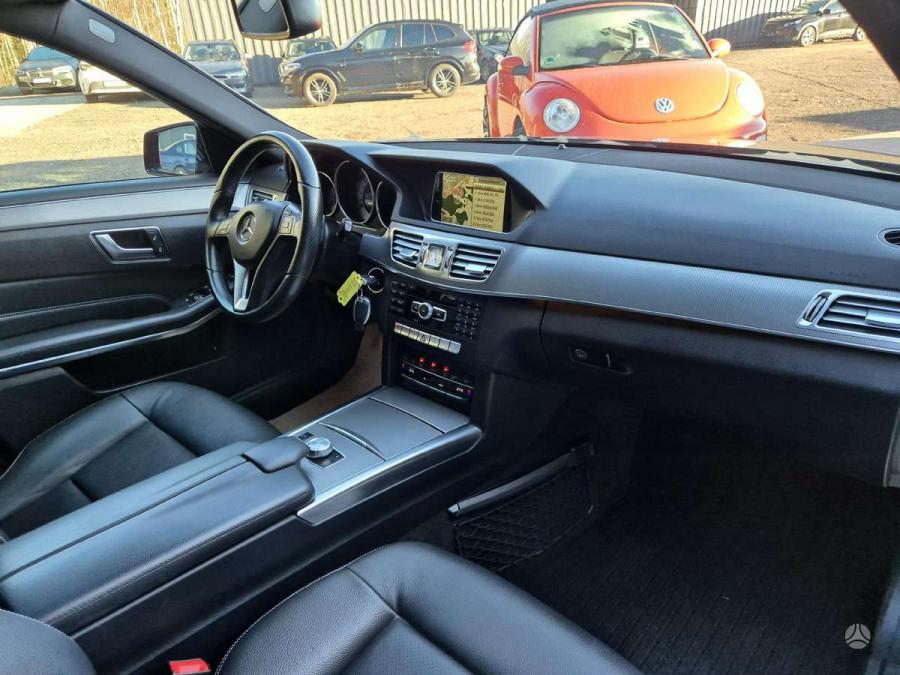 Melns Mercedes-Benz E 350 2014 Utena, ar dzinēja tilpumu 3.50 L un nobraukumu 175 tūkst. km par 11990 €, foto 17 vietnē AUTOMOTO.COM.LV