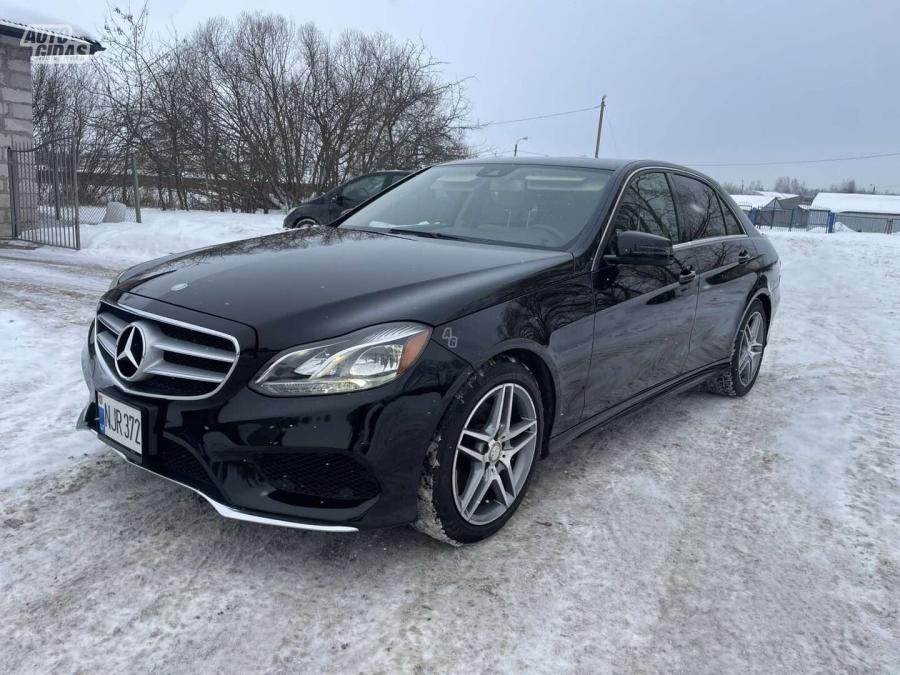Black Mercedes-Benz E 350 2014 in Panevezys, with an engine capacity of 3.50 L and mileage of 190 thousand km for 12999 €, photo 20 on AUTOMOTO.COM.LV