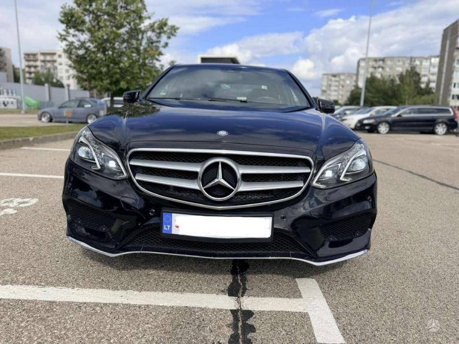 Melns Mercedes-Benz E 350 2014 Viļņa, ar dzinēja tilpumu 2.99 L un nobraukumu 197 tūkst. km par 12200 €, foto 3 vietnē AUTOMOTO.COM.LV