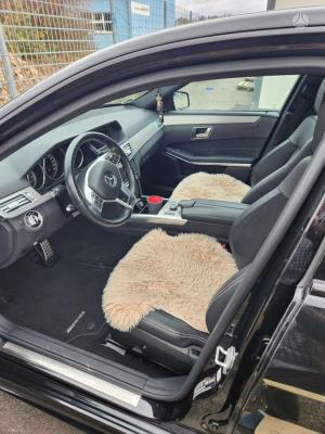 Melns Mercedes-Benz E 350 2015 Šauļi, ar dzinēja tilpumu 2.99 L un nobraukumu 265 tūkst. km par 12500 €, foto 8 vietnē AUTOMOTO.COM.LV