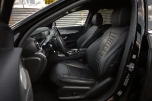 Black Mercedes-Benz E 350 2016 in Jelgava, with an engine capacity of 2.00 L and mileage of 246 thousand km for 21900 €, photo 17 on AUTOMOTO.COM.LV