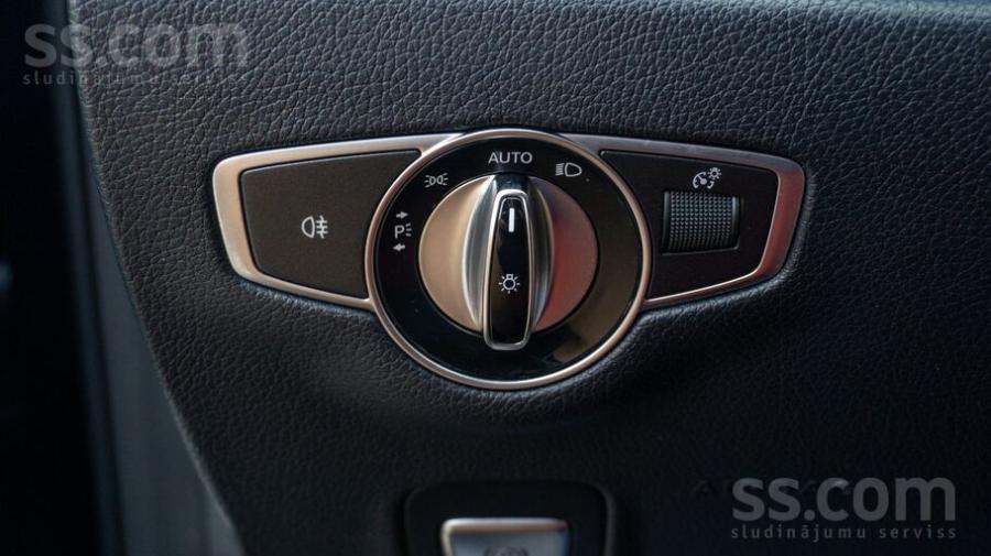 Melns Mercedes-Benz E 350 2016 Rīga, ar dzinēja tilpumu 2.00 L un nobraukumu 208 tūkst. km par 25990 €, foto 23 vietnē AUTOMOTO.COM.LV