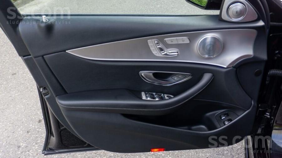 Melns Mercedes-Benz E 350 2016 Rīga, ar dzinēja tilpumu 2.00 L un nobraukumu 208 tūkst. km par 25990 €, foto 25 vietnē AUTOMOTO.COM.LV