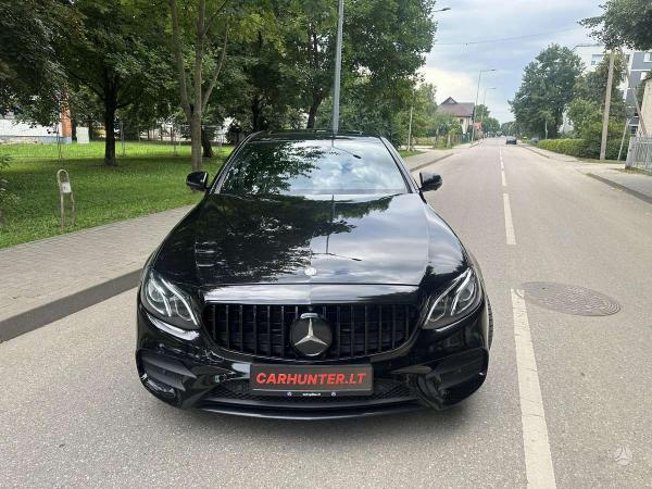 Черный Мерседес E 350 2016 в Ионава, объемом двигателя 2.99 л и пробегом 370 тыс. км за 18850 €, фото 3 на AUTOMOTO.COM.LV