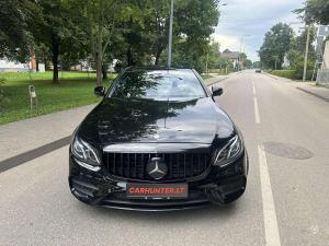 Черный Мерседес E 350 2016 в Ионава, объемом двигателя 2.99 л и пробегом 370 тыс. км за 18850 €, фото 4 на AUTOMOTO.COM.LV