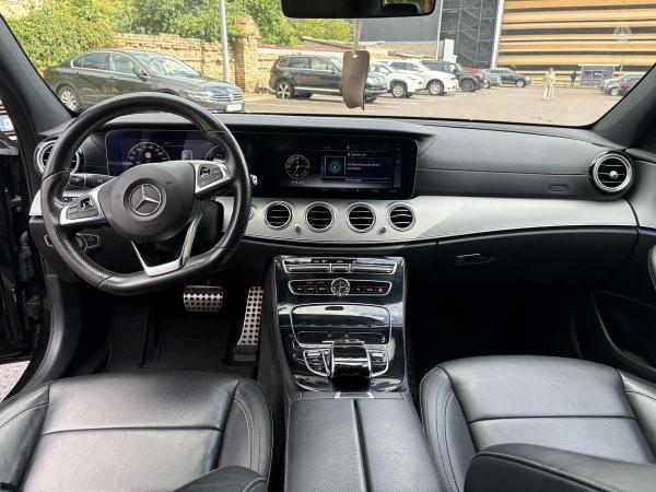 Melns Mercedes-Benz E 350 2016 Viļņa, ar dzinēja tilpumu 2.99 L un nobraukumu 157 tūkst. km par 20900 €, foto 6 vietnē AUTOMOTO.COM.LV