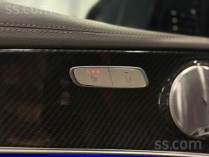 Черный Мерседес E 350 2016 в Рига, объемом двигателя 2.00 л и пробегом 150 тыс. км за 18900 €, фото 11 на AUTOMOTO.COM.LV