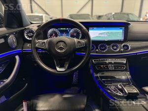 Черный Мерседес E 350 2016 в Рига, объемом двигателя 2.00 л и пробегом 150 тыс. км за 18900 €, фото 21 на AUTOMOTO.COM.LV