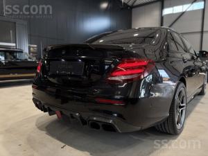 Черный Мерседес E 350 2016 в Рига, объемом двигателя 2.00 л и пробегом 150 тыс. км за 18900 €, фото 30 на AUTOMOTO.COM.LV