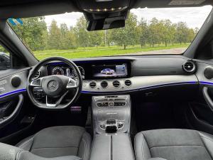 Black Mercedes-Benz E 350 2016 in Alytus, with an engine capacity of 2.99 L and mileage of 197 thousand km for 21000 €, photo 7 on AUTOMOTO.COM.LV