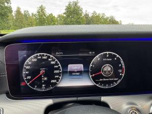 Black Mercedes-Benz E 350 2016 in Alytus, with an engine capacity of 2.99 L and mileage of 197 thousand km for 21000 €, photo 12 on AUTOMOTO.COM.LV