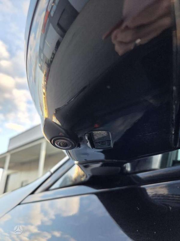 Black Mercedes-Benz E 350 2016 in Vilnius, with an engine capacity of 2.99 L and mileage of 200 thousand km for 17500 €, photo 10 on AUTOMOTO.COM.LV