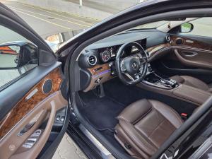 Black Mercedes-Benz E 350 2016 in Vilnius, with an engine capacity of 2.99 L and mileage of 200 thousand km for 17500 €, photo 12 on AUTOMOTO.COM.LV