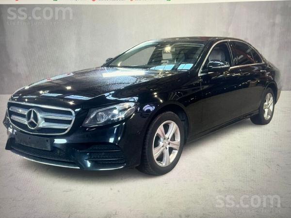 Melns Mercedes-Benz E 350 2017 Kuldīga, ar dzinēja tilpumu 3.00 L un nobraukumu 217 tūkst. km par 21000 €, foto 2 vietnē AUTOMOTO.COM.LV