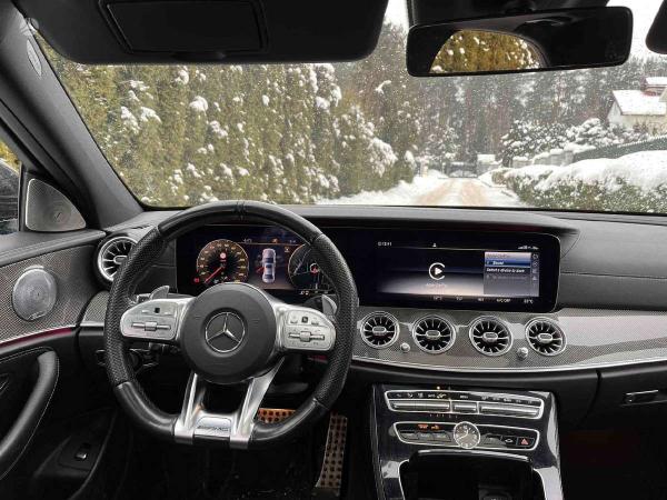 Black Mercedes-Benz E 350 2017 in Vilnius, with an engine capacity of 2.99 L and mileage of 168 thousand km for 21400 €, photo 5 on AUTOMOTO.COM.LV