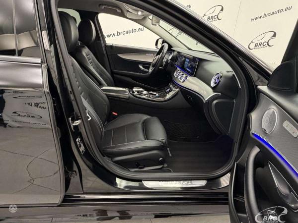 Black Mercedes-Benz E 350 2017 in Vilnius, with an engine capacity of 1.99 L and mileage of 154 thousand km for 20900 €, photo 5 on AUTOMOTO.COM.LV