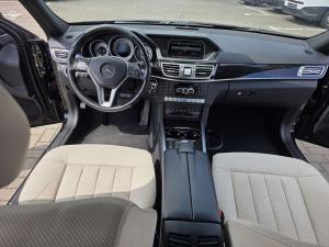 Black Mercedes-Benz E 350 2017 in Vilnius, with an engine capacity of 2.99 L and mileage of 200 thousand km for 15000 €, photo 15 on AUTOMOTO.COM.LV