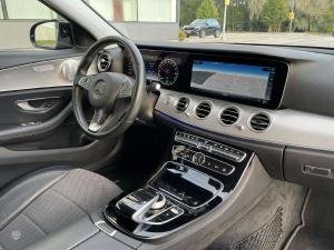 Melns Mercedes-Benz E 350 2018 Pērnava, ar dzinēja tilpumu 0.00 L un nobraukumu 146 tūkst. km par 21900 €, foto 18 vietnē AUTOMOTO.COM.LV