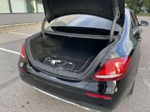 Melns Mercedes-Benz E 350 2018 Pērnava, ar dzinēja tilpumu 0.00 L un nobraukumu 146 tūkst. km par 21900 €, foto 20 vietnē AUTOMOTO.COM.LV