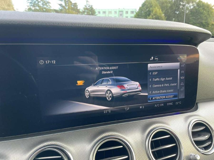 Melns Mercedes-Benz E 350 2018 Pērnava, ar dzinēja tilpumu 0.00 L un nobraukumu 146 tūkst. km par 21900 €, foto 28 vietnē AUTOMOTO.COM.LV