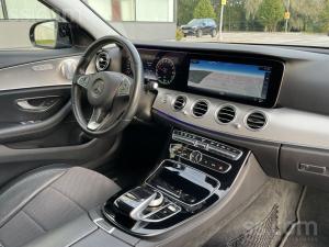 Melns Mercedes-Benz E 350 2018 Tallina, ar dzinēja tilpumu 2.00 L un nobraukumu 146 tūkst. km par 20900 €, foto 18 vietnē AUTOMOTO.COM.LV