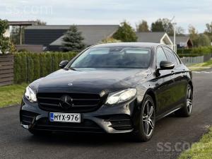 Black Mercedes-Benz E 350 2018 in Valka, with an engine capacity of 2.00 L and mileage of 169 thousand km for 18900 €, photo 3 on AUTOMOTO.COM.LV