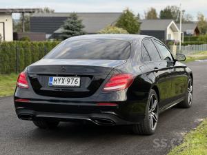Black Mercedes-Benz E 350 2018 in Valka, with an engine capacity of 2.00 L and mileage of 169 thousand km for 18900 €, photo 4 on AUTOMOTO.COM.LV