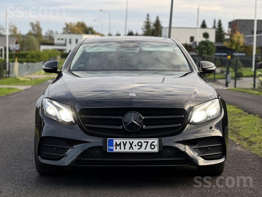 Black Mercedes-Benz E 350 2018 in Valka, with an engine capacity of 2.00 L and mileage of 169 thousand km for 18900 €, photo 6 on AUTOMOTO.COM.LV