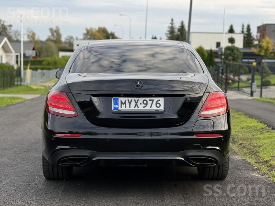 Black Mercedes-Benz E 350 2018 in Valka, with an engine capacity of 2.00 L and mileage of 169 thousand km for 18900 €, photo 7 on AUTOMOTO.COM.LV