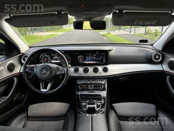 Mercedes-Benz E 350 2018 in Valka on AUTOMOTO.COM.LV Black Mercedes-Benz E 350 2018 in Valka, with an engine capacity of 2.00 L and mileage of 169 thousand km for 18900 €, photo 10 on AUTOMOTO.COM.LV