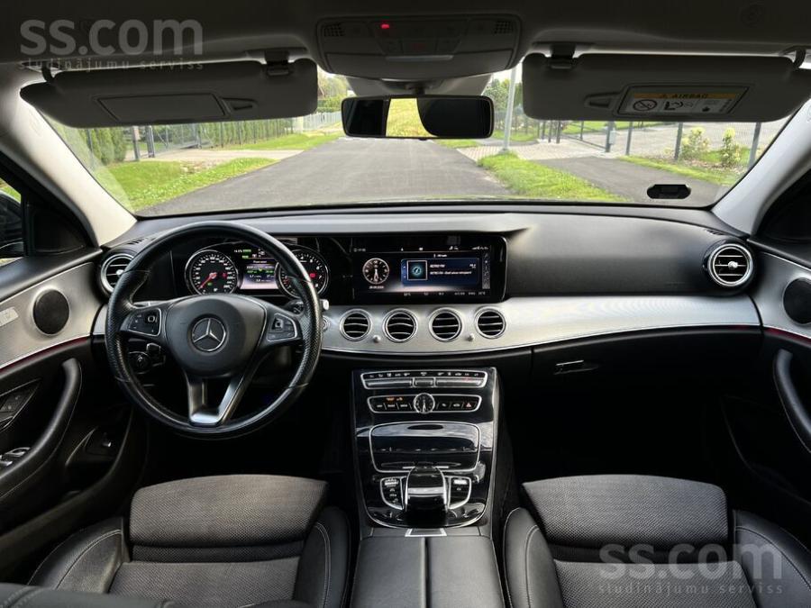 Black Mercedes-Benz E 350 2018 in Valka, with an engine capacity of 2.00 L and mileage of 169 thousand km for 18900 €, photo 10 on AUTOMOTO.COM.LV