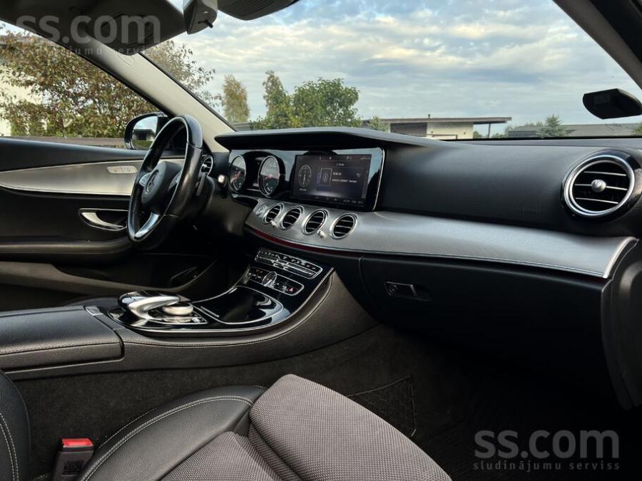 Black Mercedes-Benz E 350 2018 in Valka, with an engine capacity of 2.00 L and mileage of 169 thousand km for 18900 €, photo 11 on AUTOMOTO.COM.LV