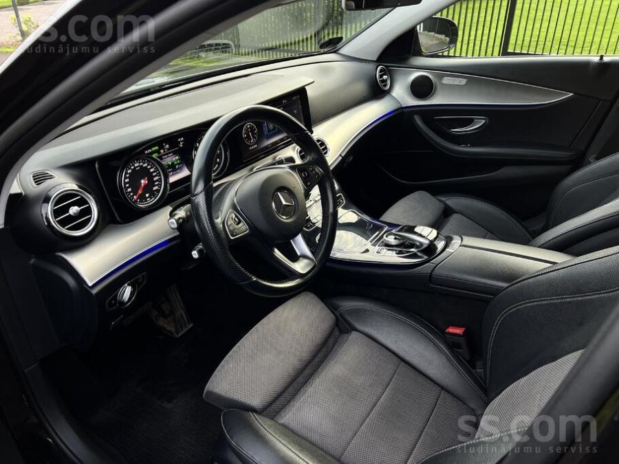 Black Mercedes-Benz E 350 2018 in Valka, with an engine capacity of 2.00 L and mileage of 169 thousand km for 18900 €, photo 17 on AUTOMOTO.COM.LV
