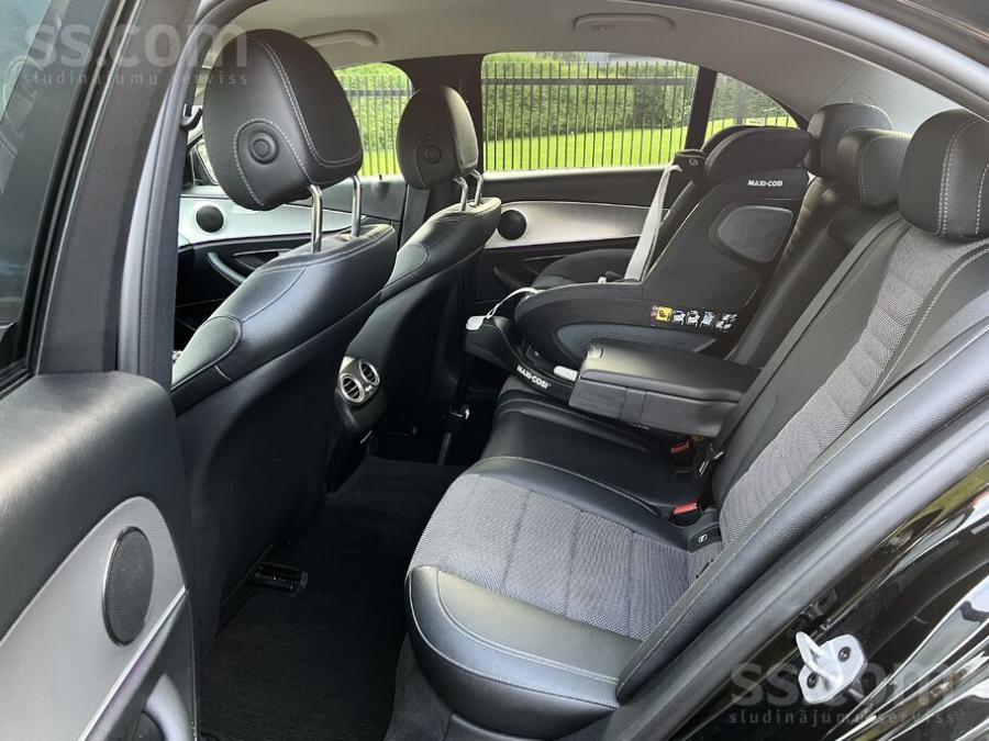 Black Mercedes-Benz E 350 2018 in Valka, with an engine capacity of 2.00 L and mileage of 169 thousand km for 18900 €, photo 19 on AUTOMOTO.COM.LV